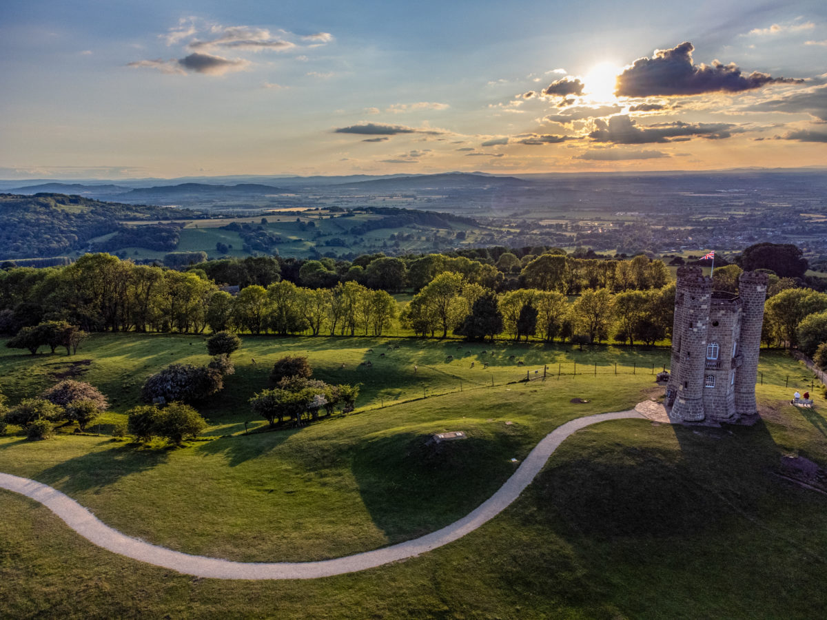 'Hamlet' by The Lord Chamberlain's Men - Outdoor Theatre at Broadway ...